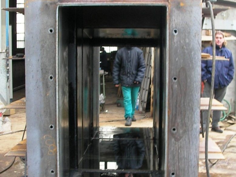 Bottom Outlet Bonnetted Gates - Vortex Hydra Dams